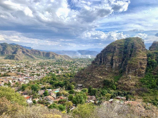 Malinalco, pueblo mágico ancestral de calles empedradas y casas ...